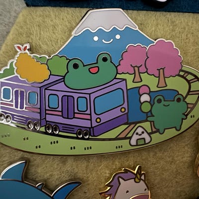 Cute Bizness Frog Enamel Pin, Cartoon Animal Lapel Pin, Hard Enamel Tie ...