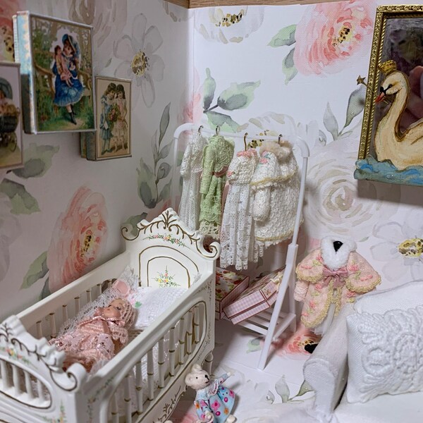 Newdollhouse Brocante Barroque Wall Panels. 1:12 Ornate Chandelier ...