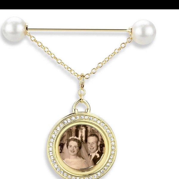 Gold Bridal Bouquet Locket - Modern Wedding Bouquet, Bride Gift ...