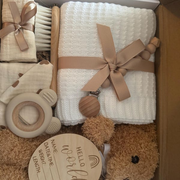 New Mama Gift Box Pregnancy Care Package, Baby Shower Gift Basket ...