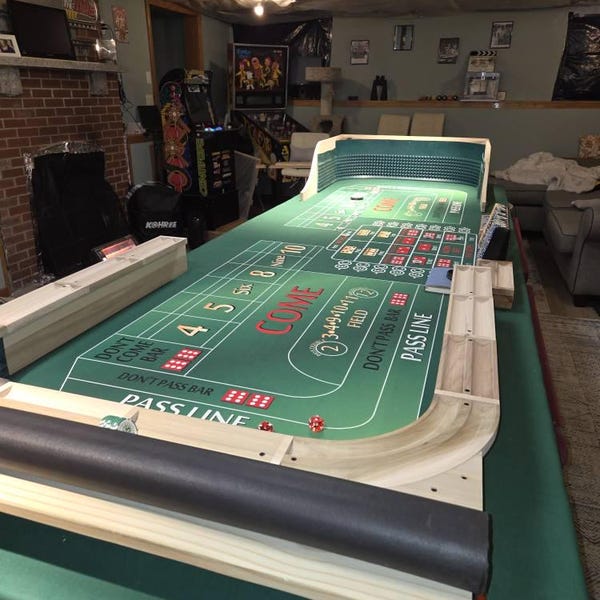 Practice Craps Table Backboard/ Throwing End With Chip Rails/ Table Top ...