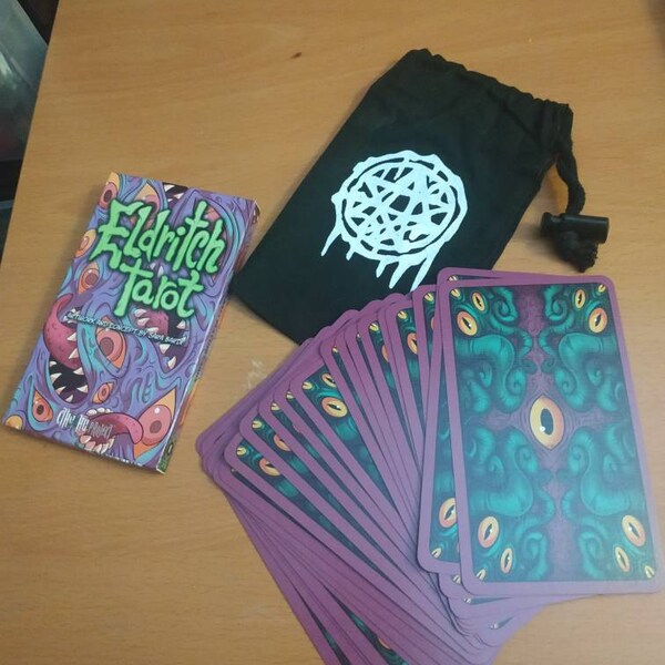 Eldritch Tarot, the Cthulhu Tarot 78 Cards by Artist Sara Bardi ...