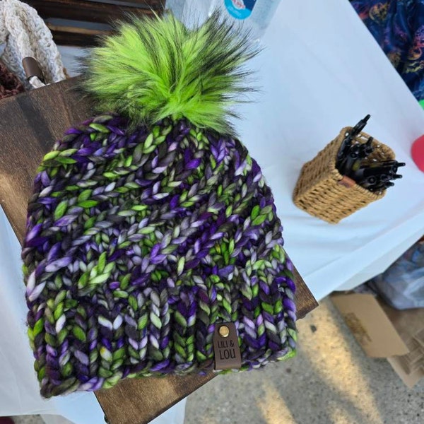 Big Twist Solid Colors, Acrylic, 380 Yards, Wine, Teal, Purple, Rust ...