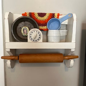 Farmhouse Basic Rolling Pin Display Kitchen Storage Shelf for Your ...