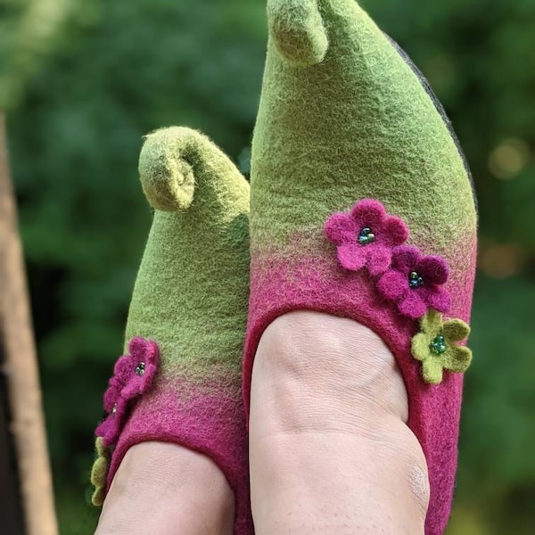 Fairy Shoes Made of Wool, Green Purple Pixie Shoes, Custom Made, Any ...