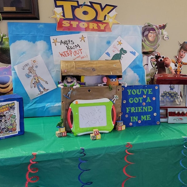 Toy Story Poster, Toy Story Drawing, Toy Story Andy's Drawing Printable ...