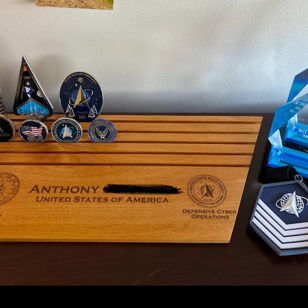 Personalized Ka Bar Knife Display - Etsy