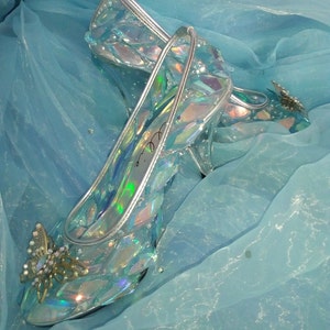 Cinderella Glass Slipper Wedding Shoes Fairytale Disney Princess Theme ...