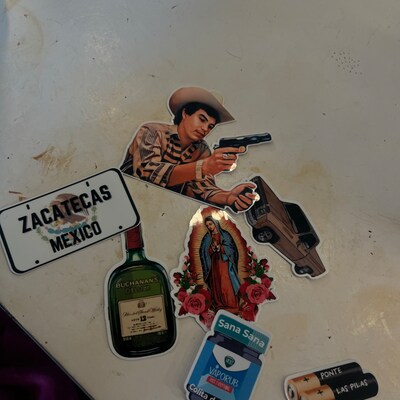 Peso Pluma Bundle Vinyl Sticker, Peso Pluma Sticker, Peso Pluma Heart ...