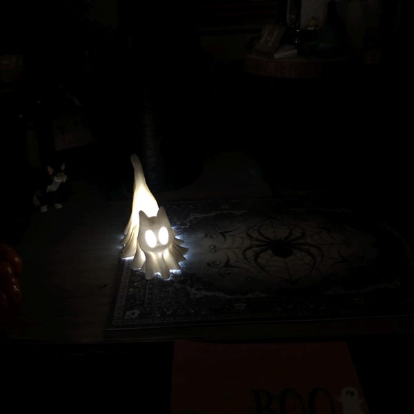 Dollhouse Miniature Draped Ghost Cat White With Mirco LED Light - B042 ...