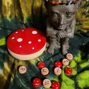 Mushroom Red Wood Rune Set Maple Norse Box Hand Painted - Etsy