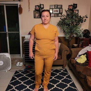 Comfortable White Scrub Set, Nurse Uniform, Elasticated Doctor Dentist ...