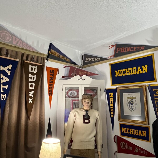 Vintage 1990s NOS Miniature Marlboro Red Pack Flip Top Box Matches ...