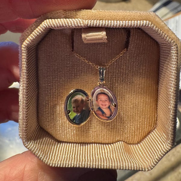 Round Circle Mini Locket, Gold Filled, Silver, Minimalist Personalized ...