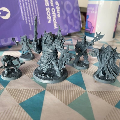 Dnd Complete Campaign Miniatures 25pc Starter Pack 1 Dungeons and ...