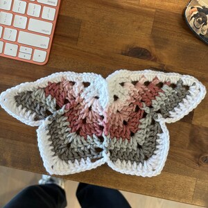 CROCHET PATTERN Baby Green Alien Applique - Etsy