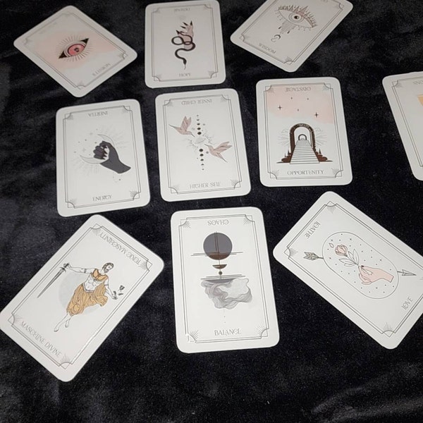Ascension Tarot Deck: Master Codex, 24 Raised Gold Foil Cards (48 ...