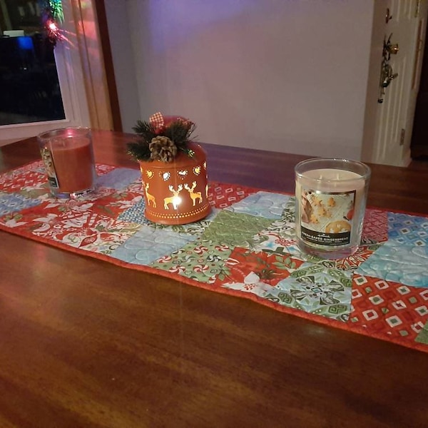 Fig Tree Catalina Table Runner, Quilt - Etsy