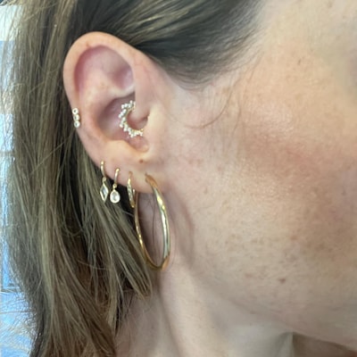 14k Solid Gold 3 Bezel Stone Rook Piercing Daith Piercing Chain Rook ...