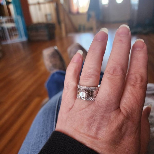 Paisley Pattern Unique Ring, 8.00MM Round Cut Moissanite Diamond ...