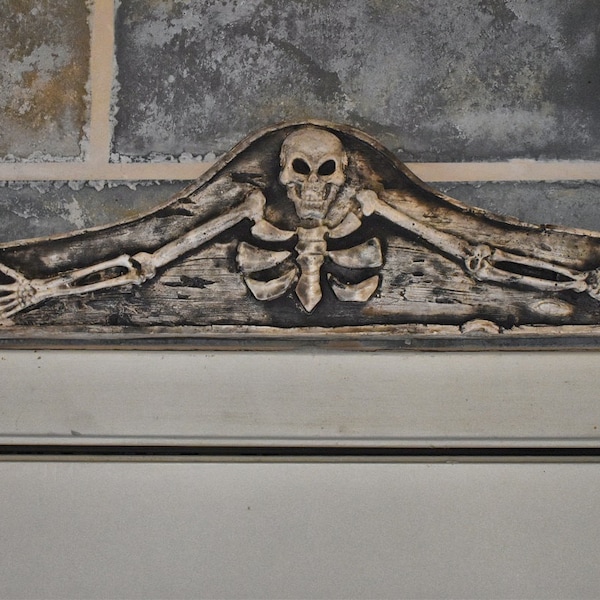 Skeleton Arms Bone Wall Plaque Dark Welcome Sign Home Decor Halloween ...