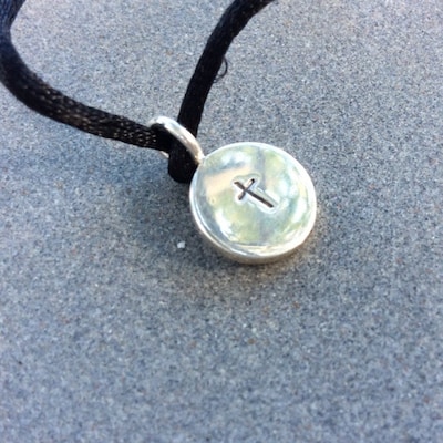 Circle Cross Necklace Pendant in Sterling Silver Sterling Silver Cross ...