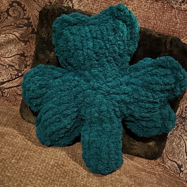 Fingerknit Chunky Elephant Plushie Pattern With Video Tutorial Elephant ...