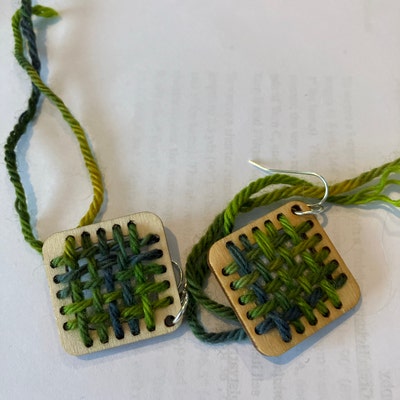 Pink Knitting Pin, Angry Yarn Ball Emoji, Unravelling Knitting Pun ...