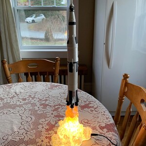 Apollo 11 Saturn V Rocket Lamp | Etsy