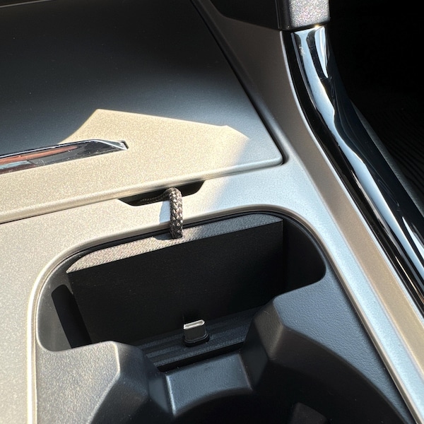 Ford Explorer (2020-2024) iPhone and Android Phone Charger Holder - Etsy