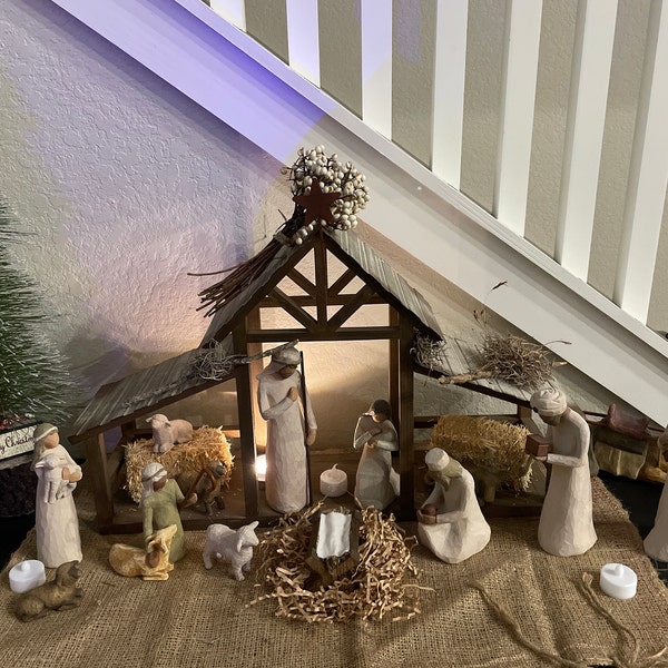 Nativity Manger /cradle for Willow Tree Nativity Wood Manger for Willow ...