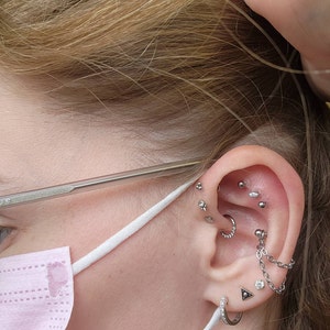 16g Dainty Flower Helix Double Chain Ear Stud, Flat Back Chain Hoop ...