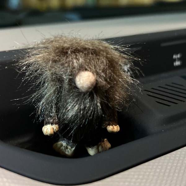 Resin Bigfoot Sasquatch W/ Faux Hair Miniature Pocket Charm Figurine ...