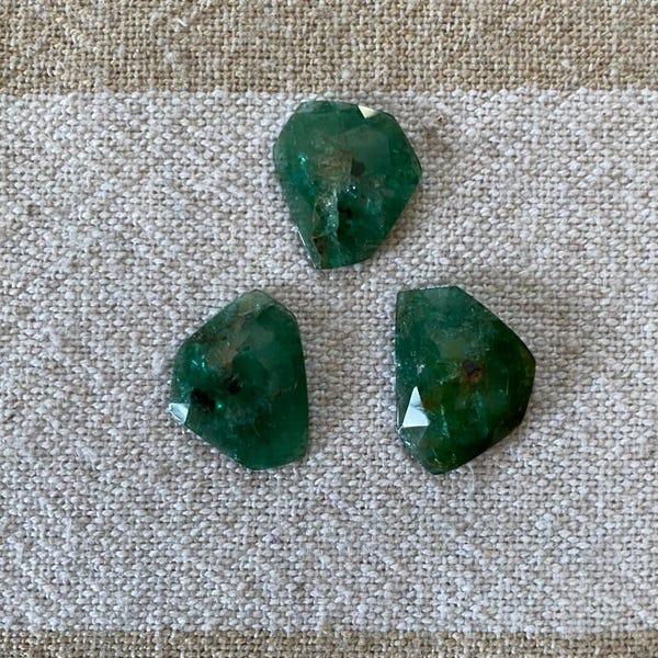Natürliche Smaragd Oval Mani lose Perlen, Grüne Smaragd Cabochon Perlen ...