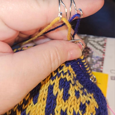 Three Colour Yarn Guide Knitting Ring Stranded Knitting 3 Hook Ring ...