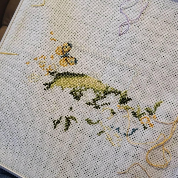 14 Count Gridded Aida Cloth - White Aida With Removable Grid Lines ...