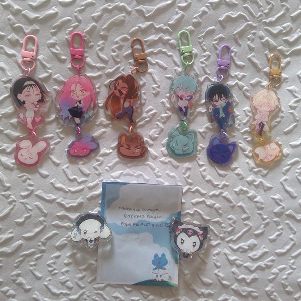 Alien Stage Linked Charms | Ivan | Mizu | Luka | Till | Hyunna | - Etsy