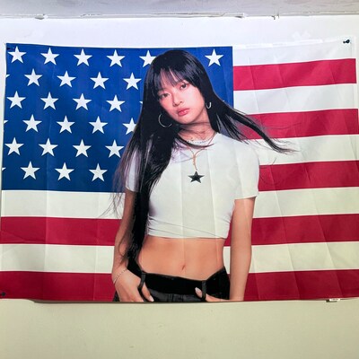 Le Sserafim Pink America Flag Tapestry, Kpop Room Merch, Gift for Le Sserafim FEARNOT Kpop Fan ...