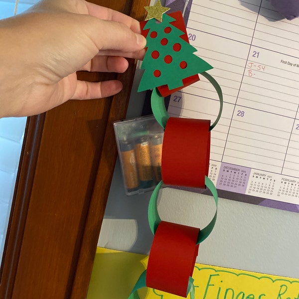 Christmas Countdown Craft Kit - Paper Chain - Advent Calendar - DIY ...