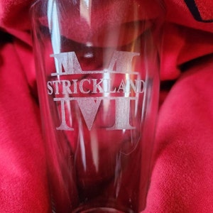 Engraved Split Monogram Beer Mug Glass Custom Beer - Etsy
