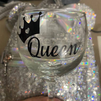 Queen Decal - Etsy