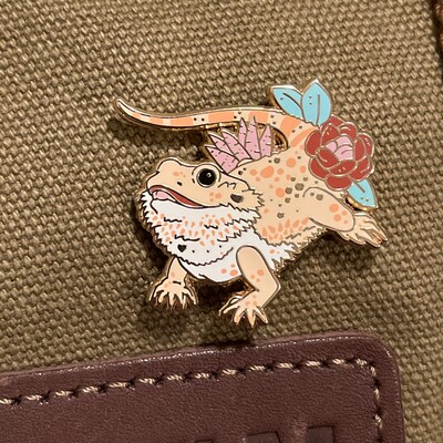 Bearded Dragon Pin, Enamel Pin, Bearded Dragon, Lizard Enamel Pins ...