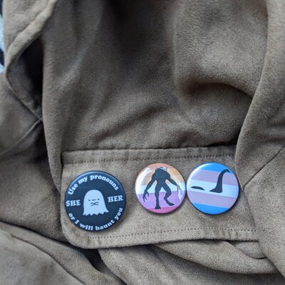 Fresno Nightcrawler Cryptid Pin 1.25-inch Button Choose Your Pride Flag ...