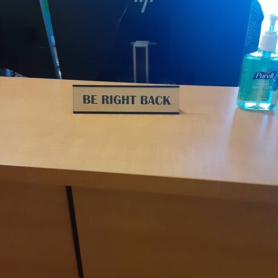 Be Right Back Sign, Custom Engraved Desk Name Plate, Desk Sign, Desk ...