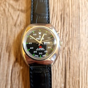 Vintage SEIKO 5 Automatic Transparent Back Side 21 Jewels Day-date ...