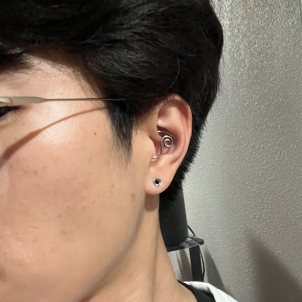 Handmade Hypoallergenic Niobium Daith Ring / Piercing / Body Jewelry - Etsy