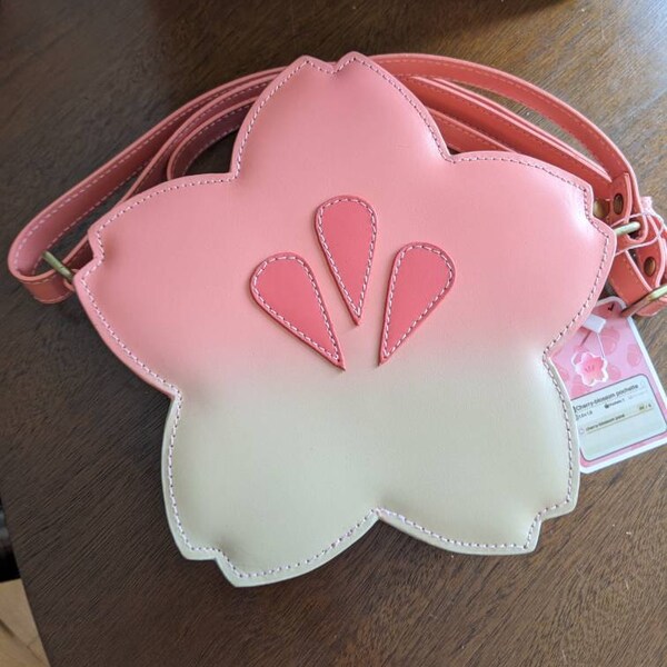 Pre-order, Shellfish Pochette Bag Shoulder Bag Animal Crossing New ...