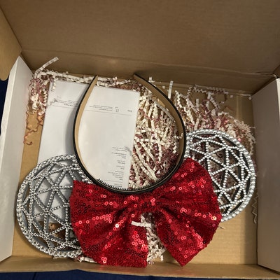 Disney Ears an Loungefly Wall Display - Etsy