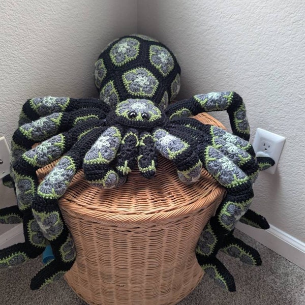 Crochet Pattern Solid Shapes Giant Tarantula Spider African Flower PDF ...