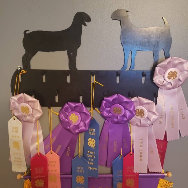 Christmas Deadline 12/12 Ribbon Holder for Livestock, Rodeo Ribbons ...